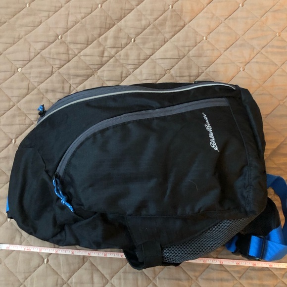 Eddie Bauer | Bags | Eddie Bauer Left Right Crossbody Ripstop Slingback ...